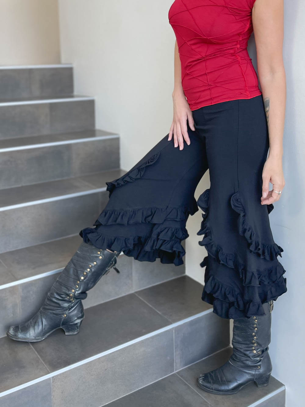Bloomers | Women's Ruffle Bloomer Pants | CARAUCCI